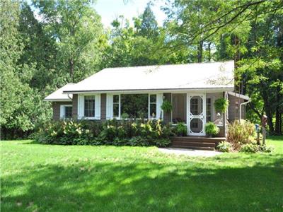 Toronto Area, Ontario Cottages For Sale by Owner | CottagesInCanada
