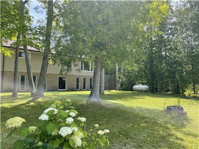 Oliphant, Bruce Peninsula / Lake Huron, Ontario Cottage Rentals ...