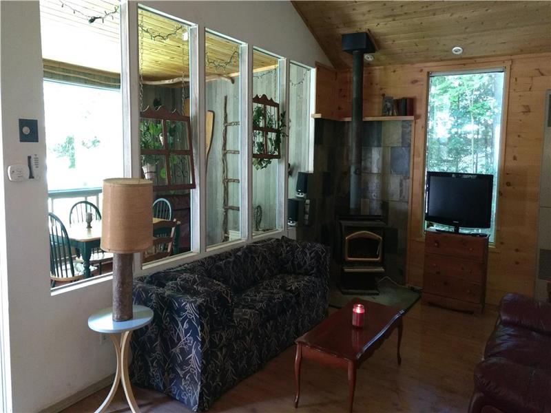 Groves Getaway - 3 bedroom cottage - Port Elgin Cottage Rental | GL ...