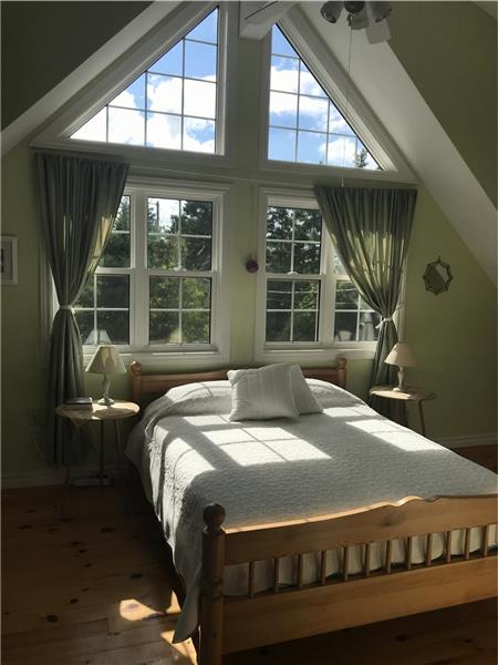 The Yellow Beach House: Oceanfront - Malagash Cottage Rental | PL-11817 ...