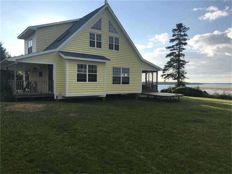 The Yellow Beach House: Oceanfront - Malagash Cottage Rental | PL-11817 ...