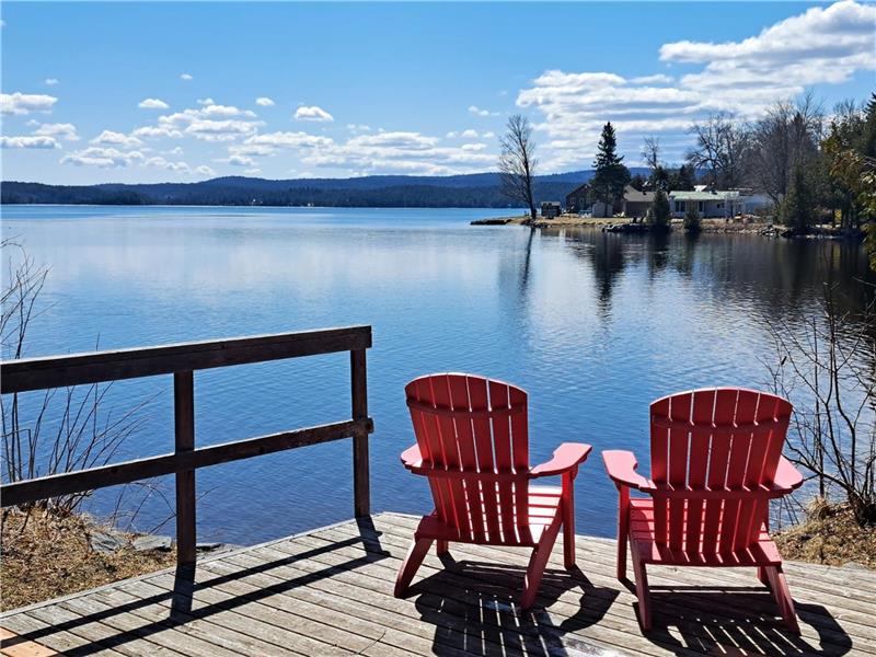 Water's Edge on Calabogie Lake - Calabogie Cottage Rental | GL-15065 ...