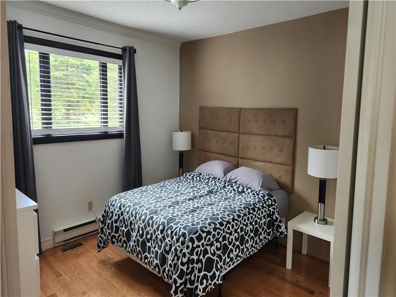 Shoreview Cottage Waterfront - Orillia Cottage Rental | DI-24269 ...