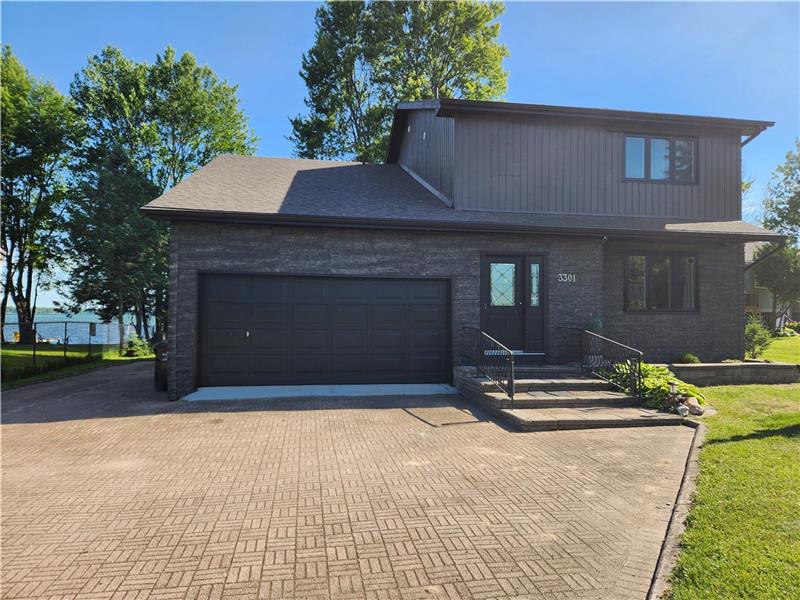Shoreview Cottage Waterfront - Orillia Cottage Rental | DI-24269 ...