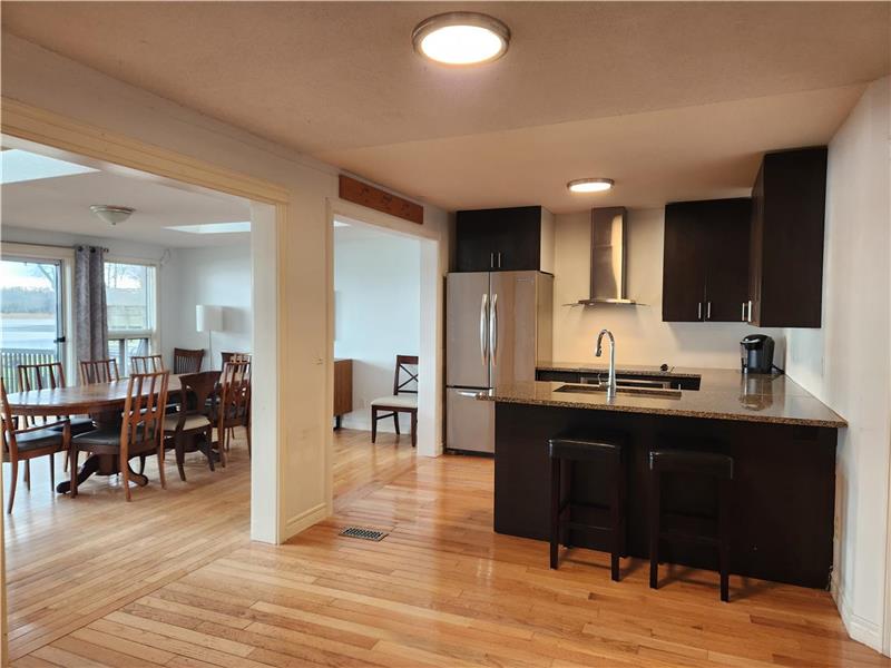Shoreview Cottage Waterfront - Orillia Cottage Rental | DI-24269 ...