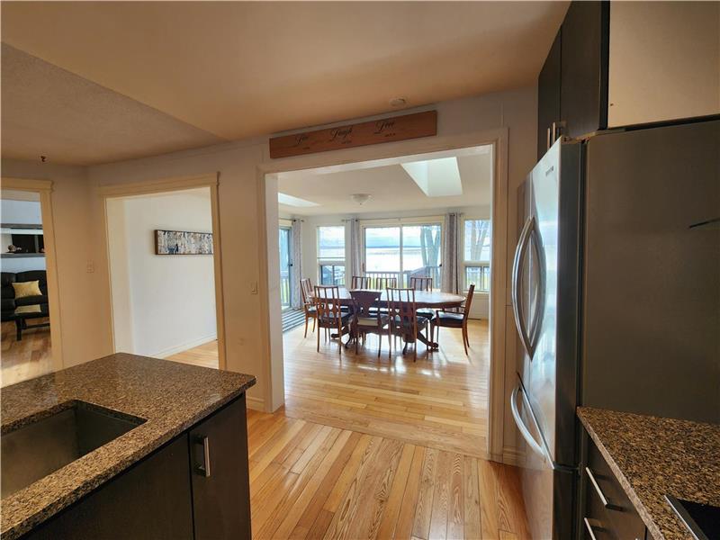 Shoreview Cottage Waterfront - Orillia Cottage Rental | DI-24269 ...