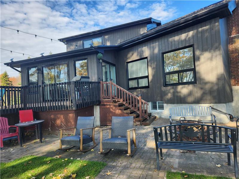 Shoreview Cottage Waterfront - Orillia Cottage Rental | DI-24269 ...