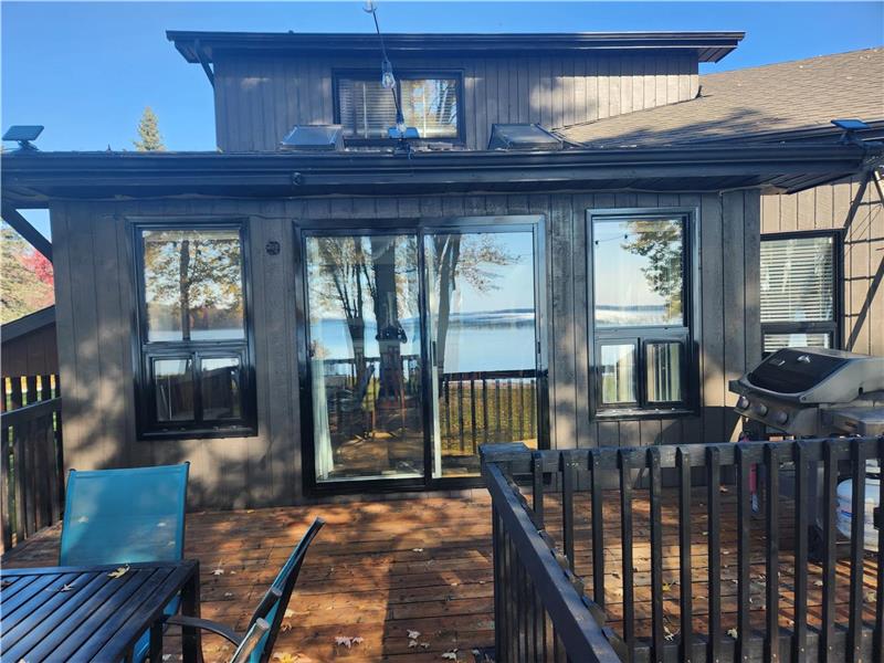 Shoreview Cottage Waterfront - Orillia Cottage Rental | DI-24269 ...