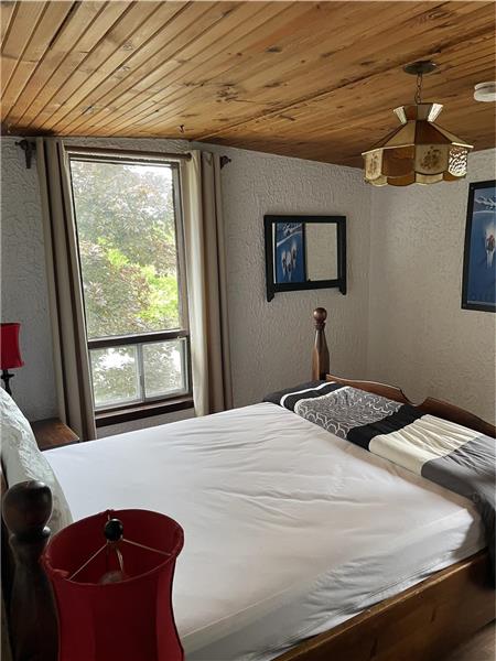 Rustic Spanish Chalet inthe Heart - The Blue Mountains Cottage Rental ...