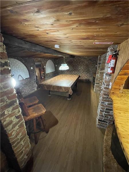 Rustic Spanish Chalet inthe Heart - The Blue Mountains Cottage Rental ...