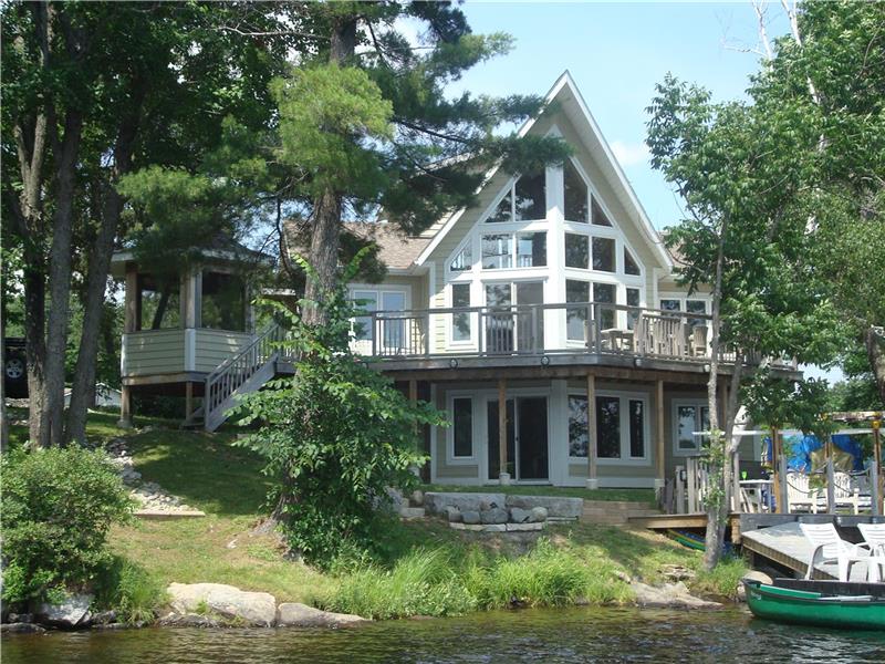 The Ark - Parry Sound Cottage Rental | DI-26282 | CottagesInCanada