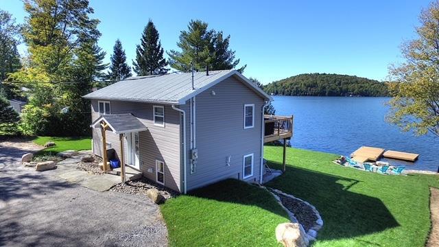 Paudash Lake - Casa del Lago with a - Bancroft Cottage Rental | GL ...
