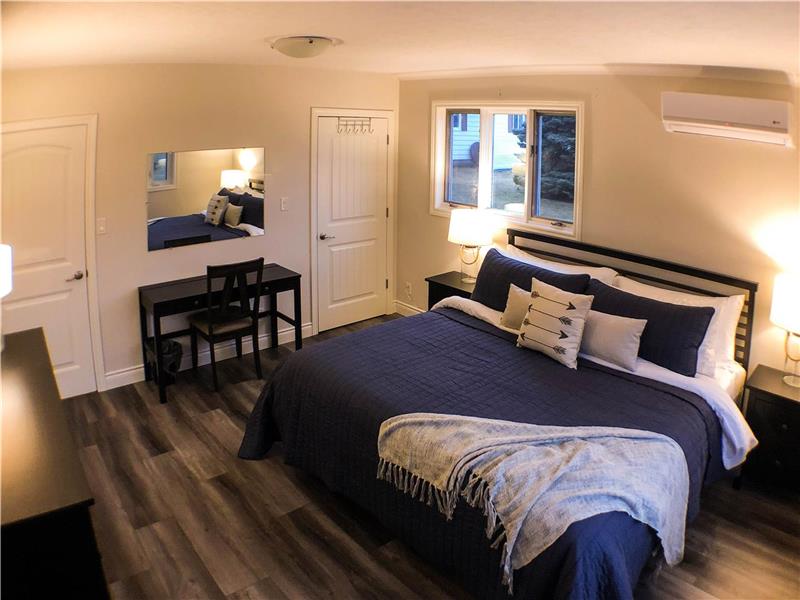 Water's Edge: Your Staycation - Carrying Place Cottage Rental | GL ...