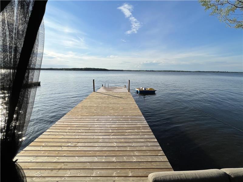 Hay Bay Getaways Cottage - Napanee Cottage Rental | PL-28613 ...