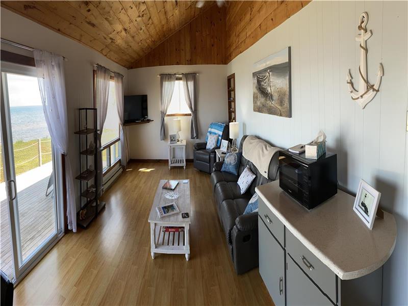 Private Oceanfront Cottage with 300 - Port Howe Cottage Rental | GL ...