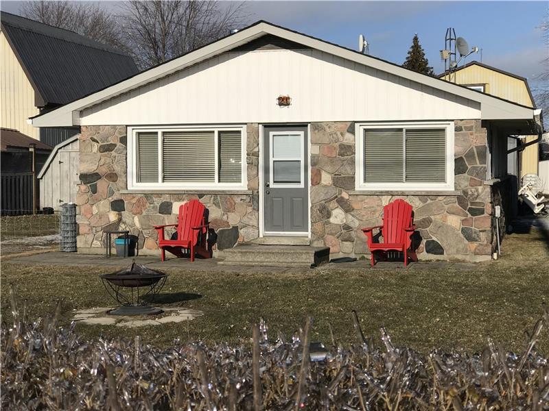 Tidy Cottage in Long Point - - Long Point Cottage Rental | GL-30270 ...