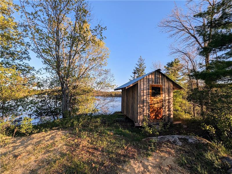 Waterfront Cottage and SAUNA on - Perth Cottage Rental | GL-30656 ...