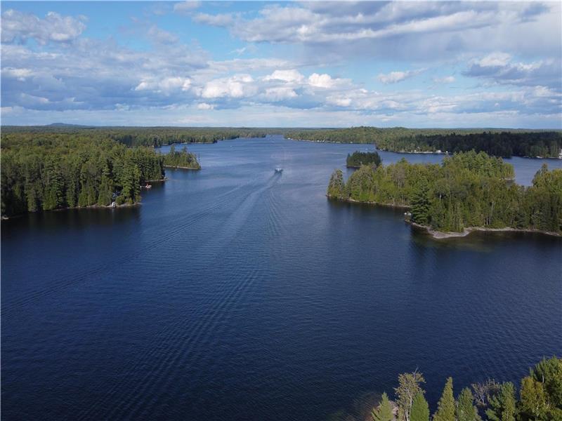 The Lake House - Kinmount Cottage Rental | GL-30776 | CottagesInCanada