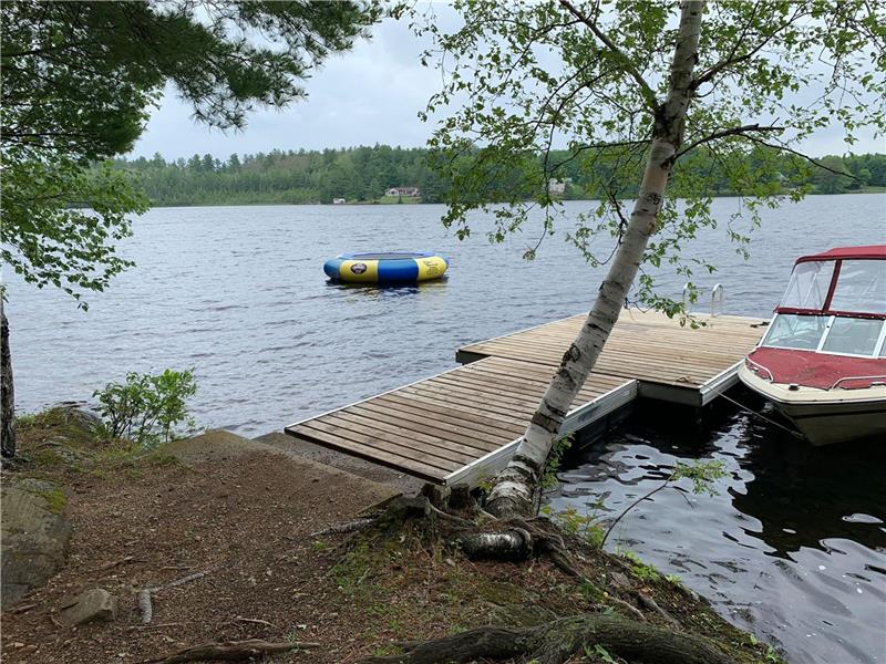 Calabogie Pearl - The Lakeside - Calabogie Cottage Rental | DI-30909 ...