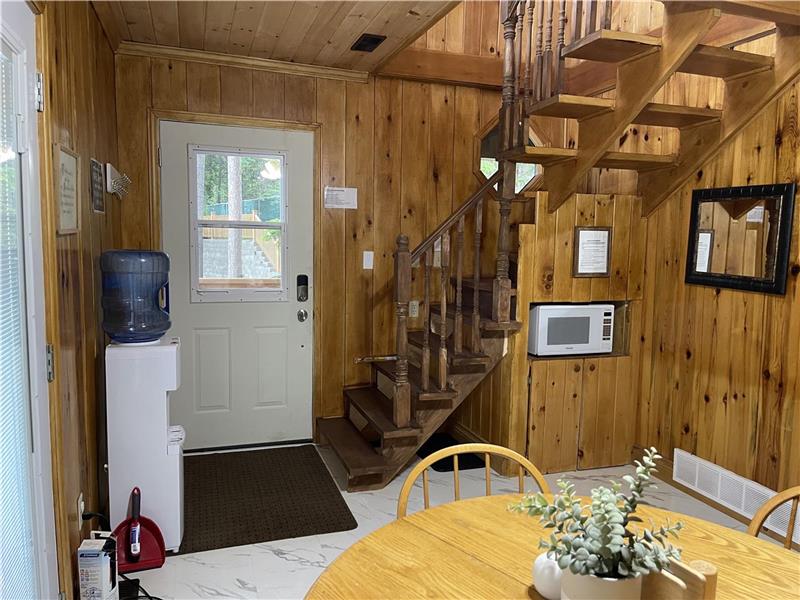 Calabogie Pearl - The Lakeside - Calabogie Cottage Rental | DI-30909 ...