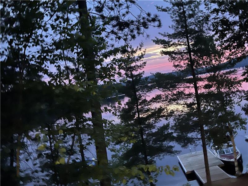 Calabogie Pearl - The Lakeside - Calabogie Cottage Rental | DI-30909 ...