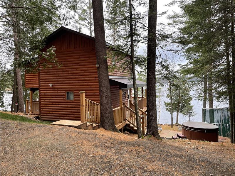 Calabogie Pearl - The Lakeside - Calabogie Cottage Rental | DI-30909 ...