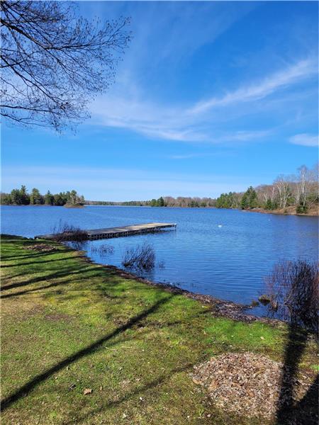 Charming Waterfront Cottage, Parry - Parry Sound Cottage Rental | GL ...