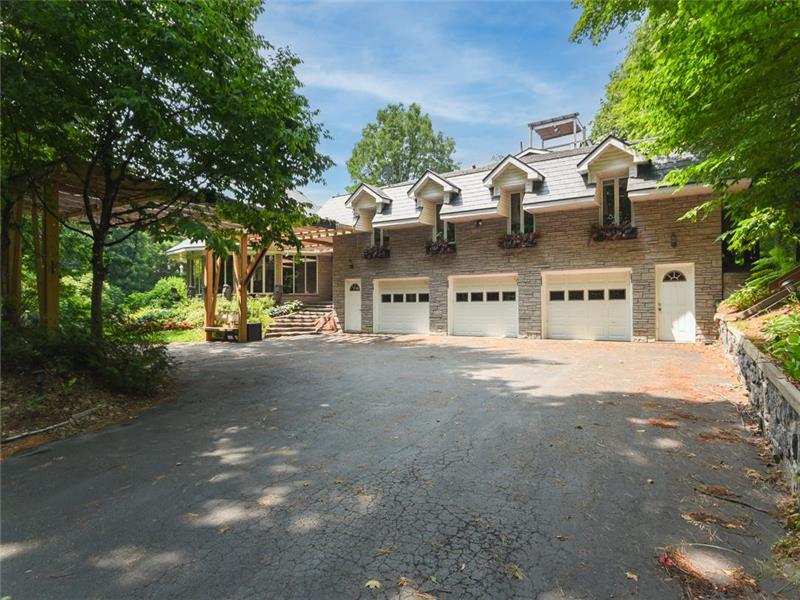 Thousand Owls Estate, a private - Ottawa Cottage Rental | GL-32314 ...