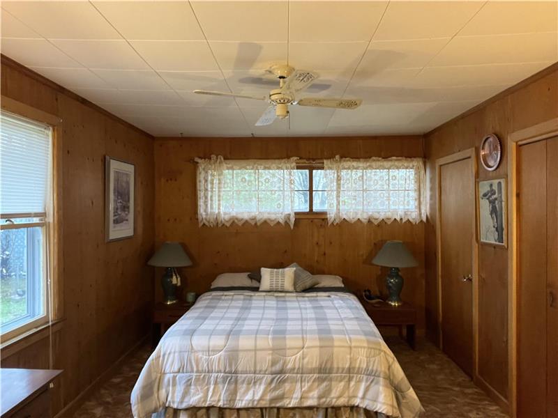 4 Bedroom Waterfront Double Lot on - Bobcaygeon Cottage Rental | PL ...