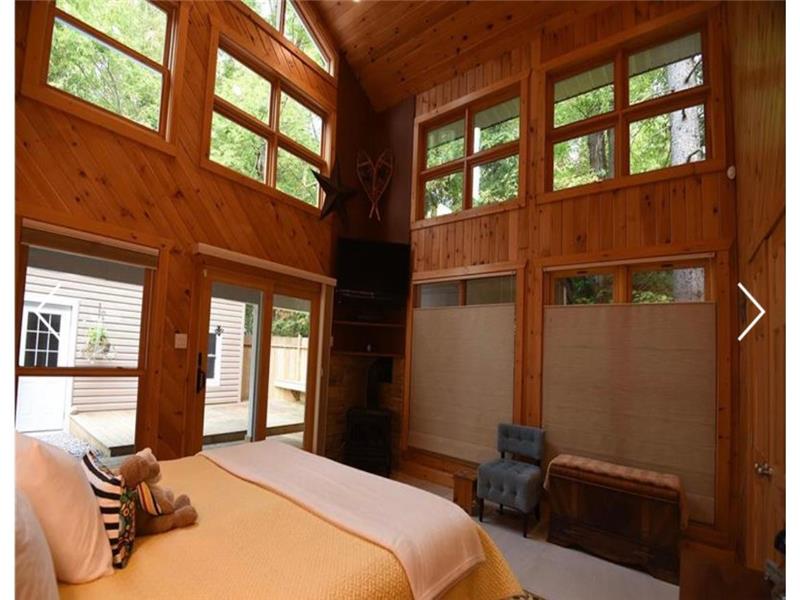 The Lakehouse Executive/Family - Callander Cottage Rental | PL-33274 ...