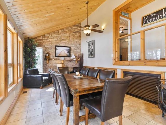 Welcome to Bon Echo Shores Cottage - Cloyne Cottage Rental | PL-33282 ...