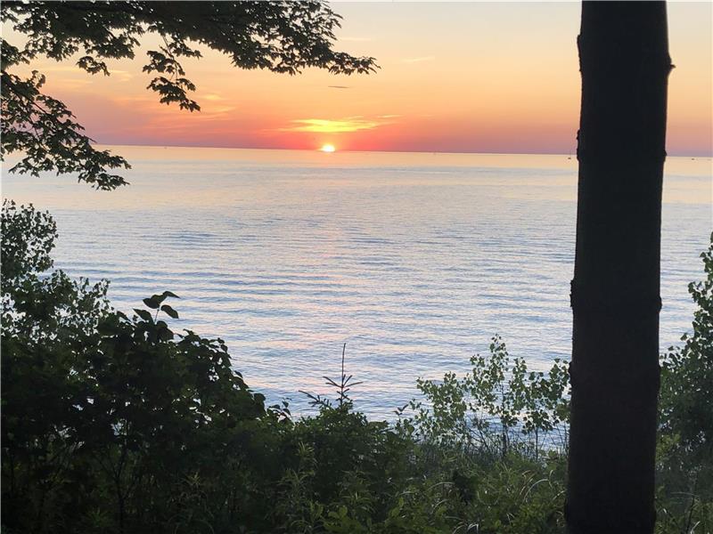 Waterfront! Southcott Pines, Grand - Grand Bend Cottage Rental | PL ...