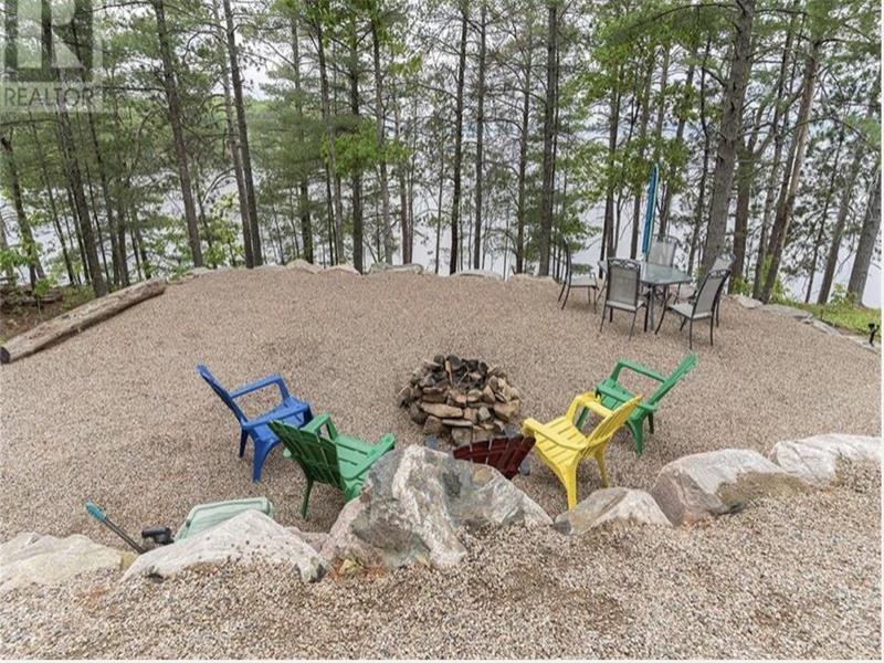 Round Lake Cottage - Round Lake Centre Cottage Rental | PL-34089 ...