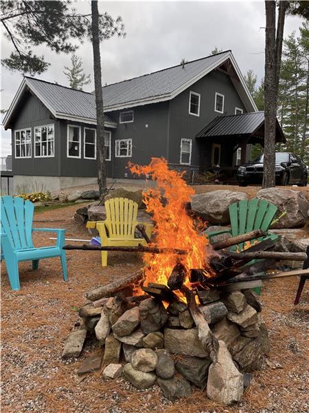 Round Lake Cottage - Round Lake Centre Cottage Rental | PL-34089 ...