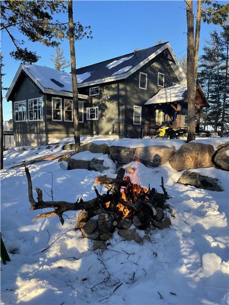 Round Lake Cottage - Round Lake Centre Cottage Rental | PL-34089 ...