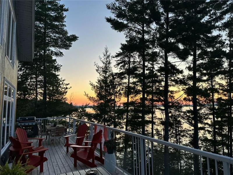 Round Lake Cottage - Round Lake Centre Cottage Rental | PL-34089 ...