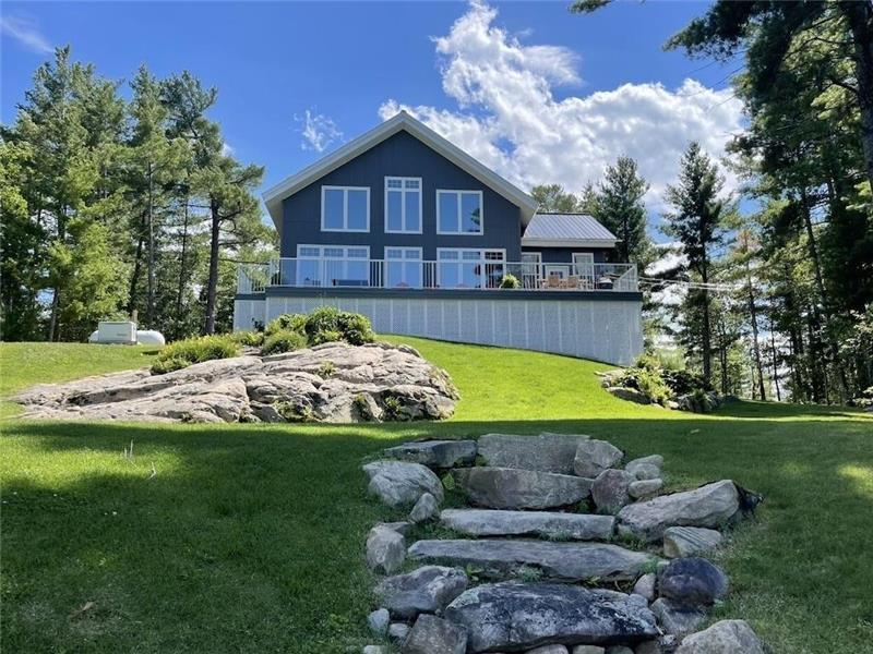 Round Lake Cottage - Round Lake Centre Cottage Rental | PL-34089 ...