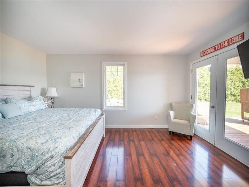 Barry's Bay's Bellevue - Acre - Barrys Bay Cottage Rental | DI-34578 ...