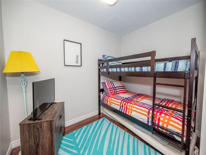 Barry's Bay's Bellevue - Acre - Barrys Bay Cottage Rental | DI-34578 ...