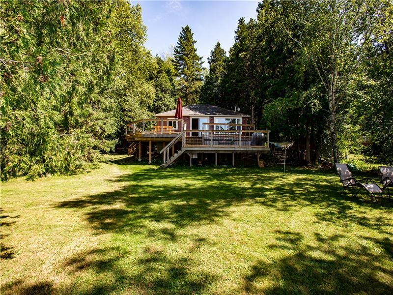 Beautiful Family Cottage On Balsam - Fenelon Falls Cottage Rental | GL ...