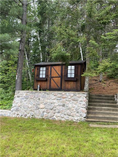 "BAY VIEW COTTAGE" on WADSWORTH - Barrys Bay Cottage Rental | DI-35235 ...