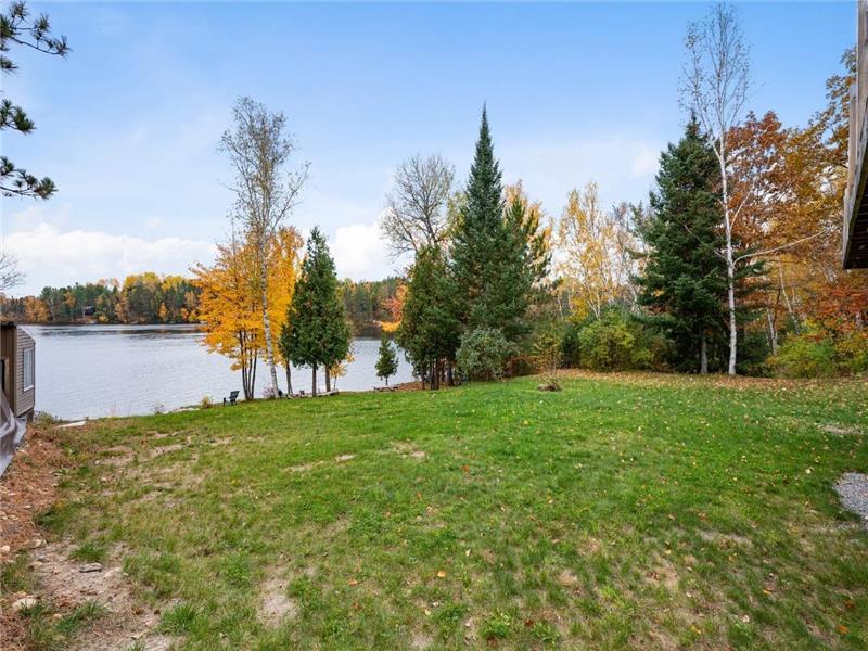 Beautiful Cozy 3 Bedroom Cottage on - Barrys Bay Cottage Rental | DI ...