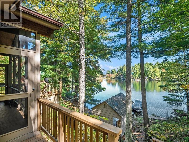 Lakefront Cottage in Tay Valley - Perth Cottage Rental | DI-36632 ...