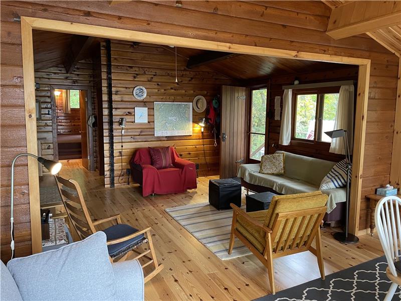 Beautiful waterfront cottage on Lac - Wakefield Cottage Rental | GL ...
