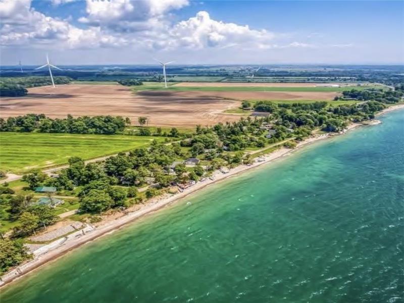 4 seasons Lake Erie Cottage for - Dunnville Cottage Rental | DI-36648 ...