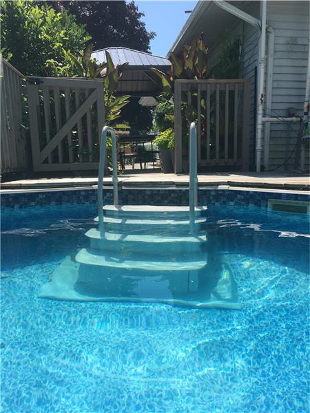 Cotes Du Rowan - Port Rowan Cottage Rental | DI-36752 | CottagesInCanada