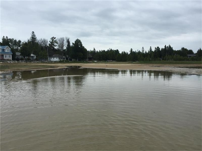 Sauble Beach / Oliphant / Lake - Sauble Beach Cottage Rental | DI-36920 ...