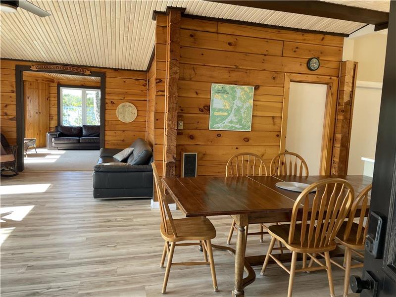 ALL-SEASON WATERFRONT COTTAGE, - Ottawa Cottage Rental | GL-37262 ...