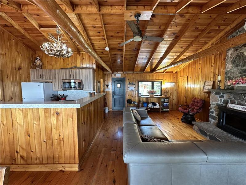 Waterfront Cottage in Tobermory - - Tobermory Cottage Rental | GL-37567 ...