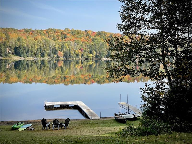 Barry's Bay Cottage on Wadsworth - Barrys Bay Cottage Rental | GL-37695 ...